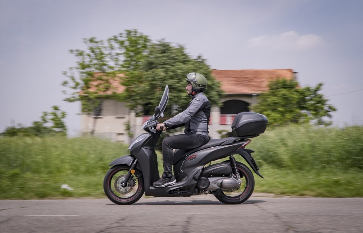Honda SH 300i Sporty 2019: opinioni, prova su strada, informazioni ...