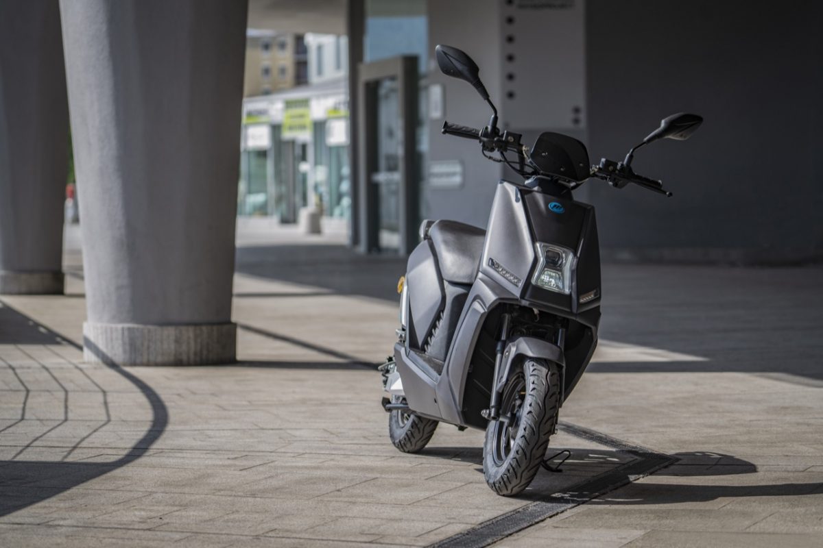 Lifan E3+: scooter elettrico, caratteristiche, informazioni, prezzo