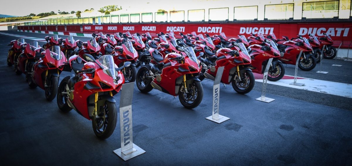 Ducati Riding Academy: registrations open for the 2021 season, information