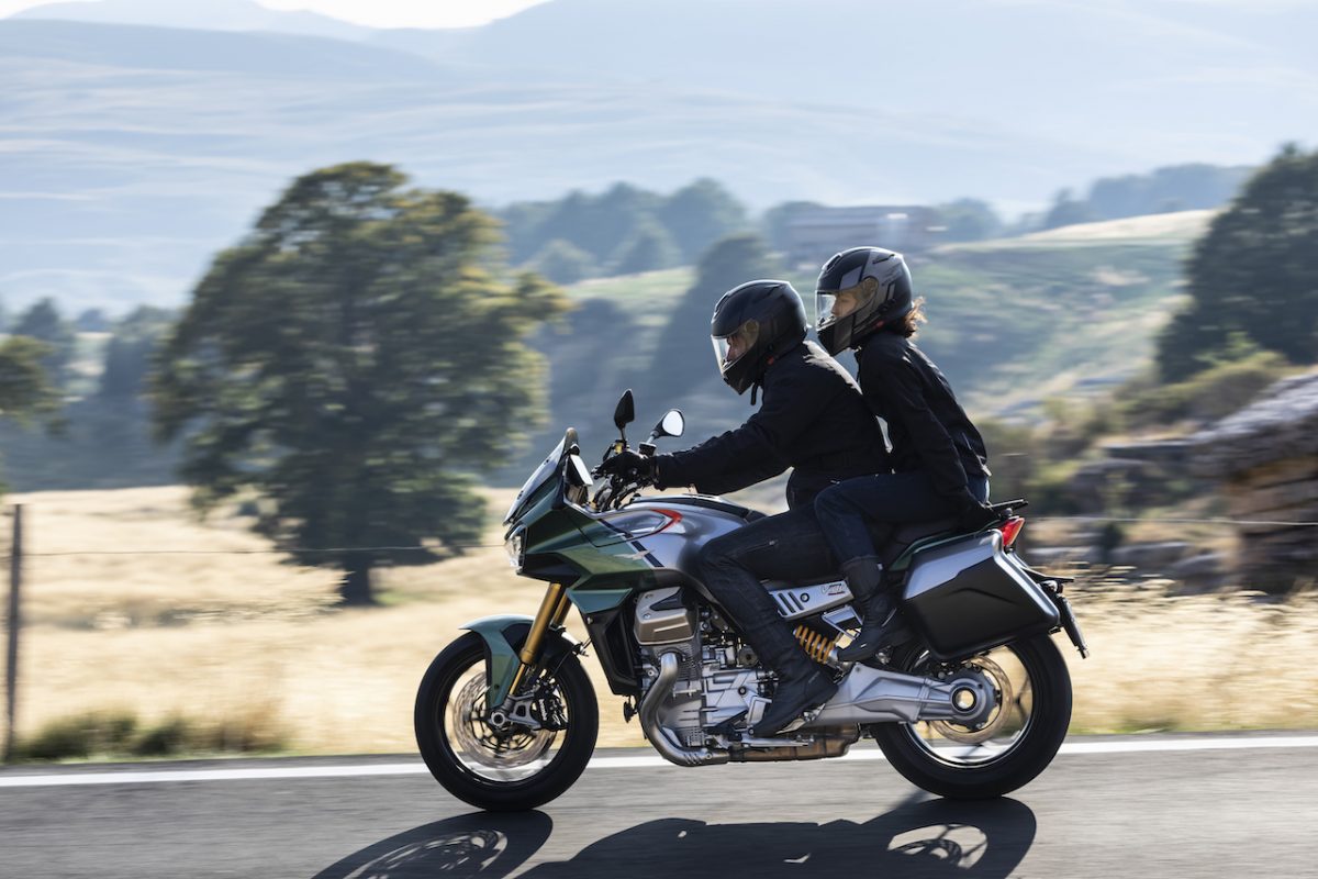 Moto Guzzi V100 Mandello: elettronica, caratteristiche, dotazione ...