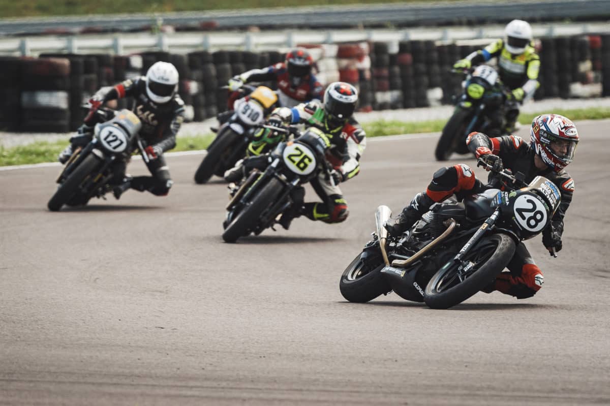 Moto Guzzi returns to the track with the 2024 Fast Endurance [PHOTO]