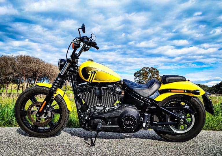 Harley-Davidson Street Bob 114: prova su strada, estetica, ciclistica ...