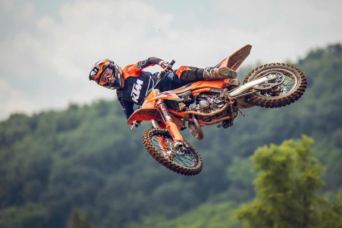 KTM 85 SX 2025：功能、发动机、输出和价格