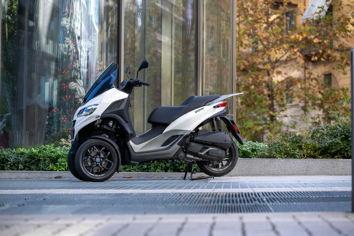 Piaggio MP3 310 Hpe: prova su strada, come va, opinioni e prezzo