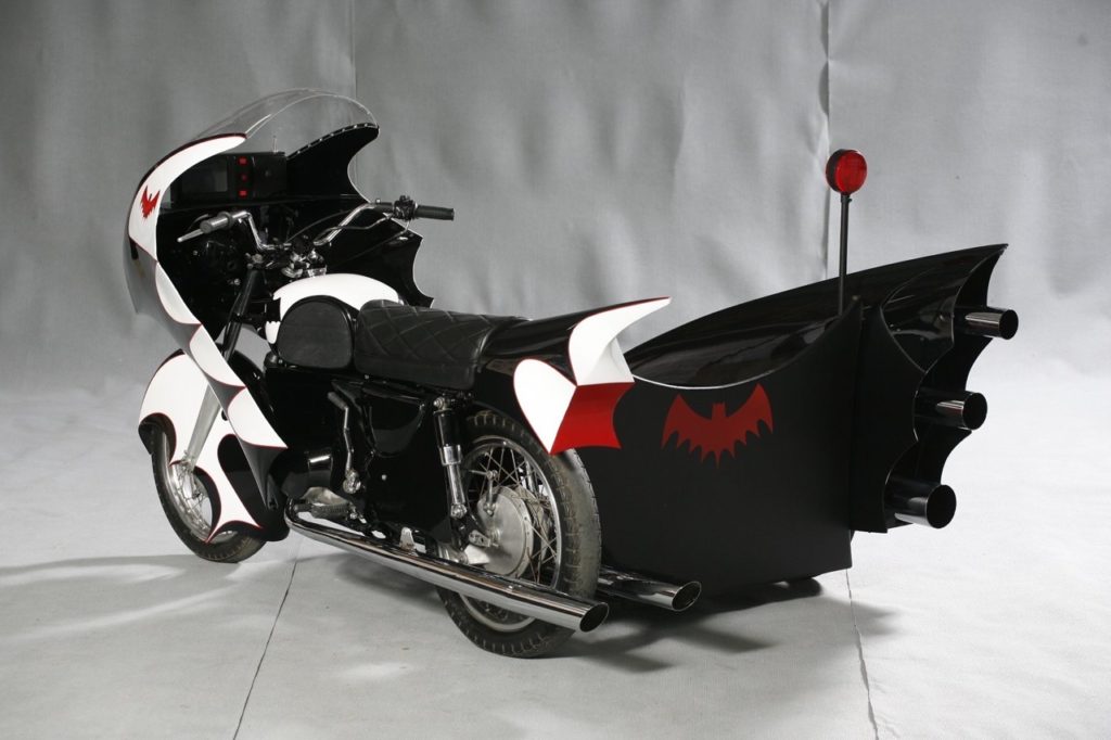 Bat-Moto 1966: réplica da moto do Batman e do Robin vai a leilão na ...